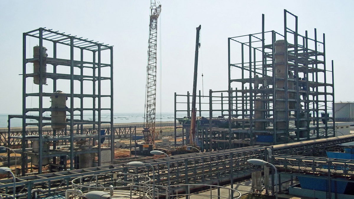 1500 TPD REFINERY + FRACTINATION + OUTSIDE BUILDING, 1000 TPD BIODIESEL ...